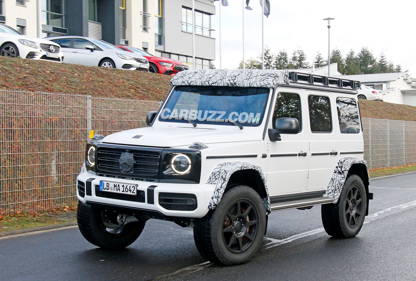 El nuevo SUV espía cuadrado 4x4 Mercedes-Benz Clase G - Todo sobre coches