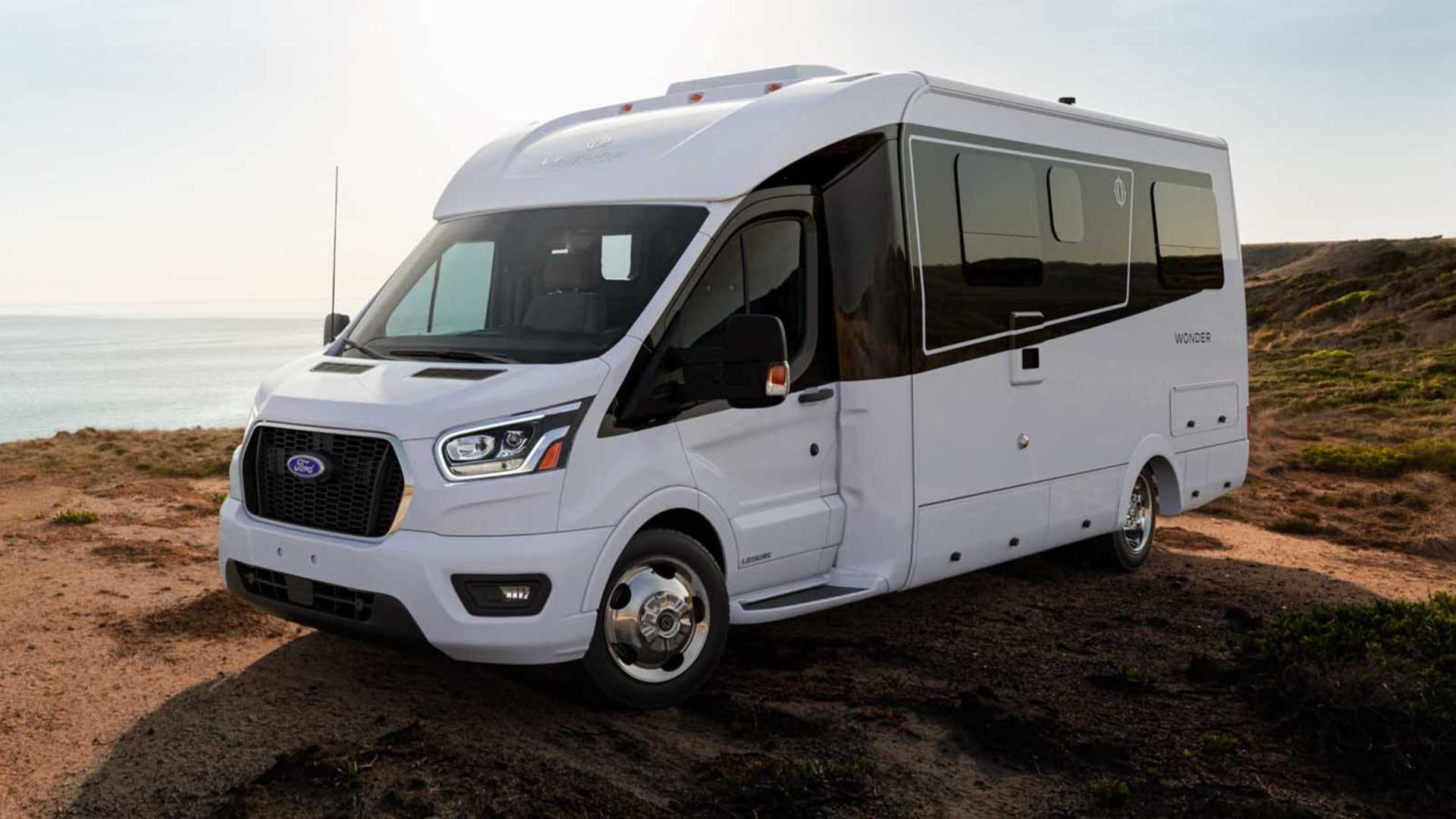 Este es un Ford Transit de Leisure Travel Vans convertido en ...