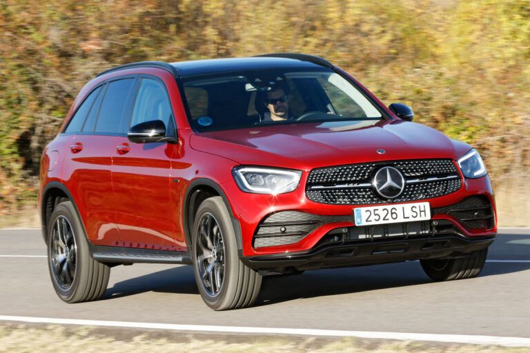 Mercedes-Benz GLC híbrido enchufable (2021) - prueba | Información ...