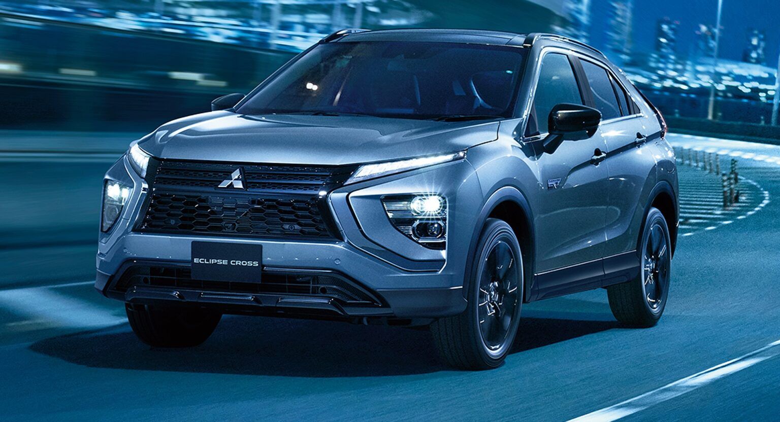 Mitsubishi Eclipse Cross obtiene más funciones y una discreta Black ...