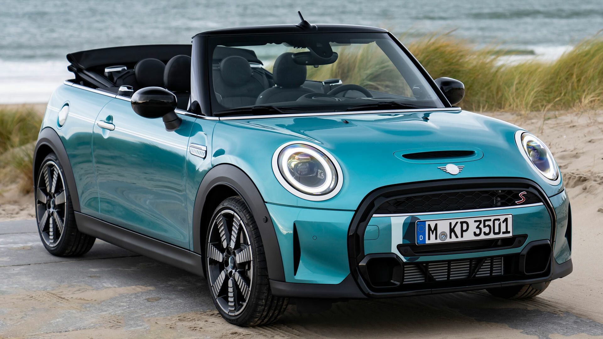 MINI celebra 30 años de conducción descapotable con el Cooper Cabrio ...