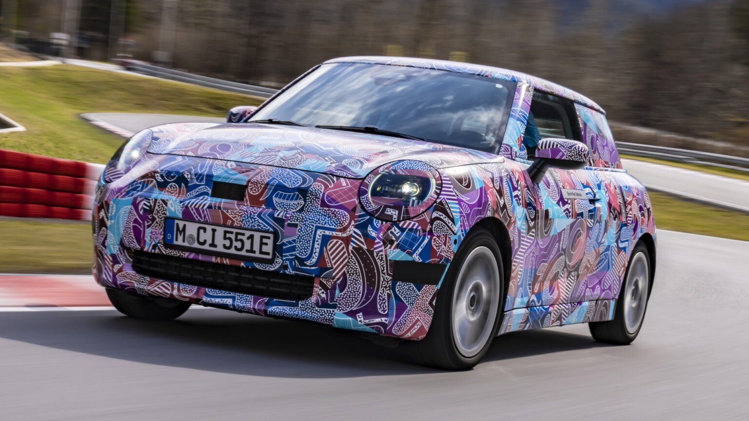 El MINI Cooper Electric 2025 viene con más potencia y mayor alcance ...